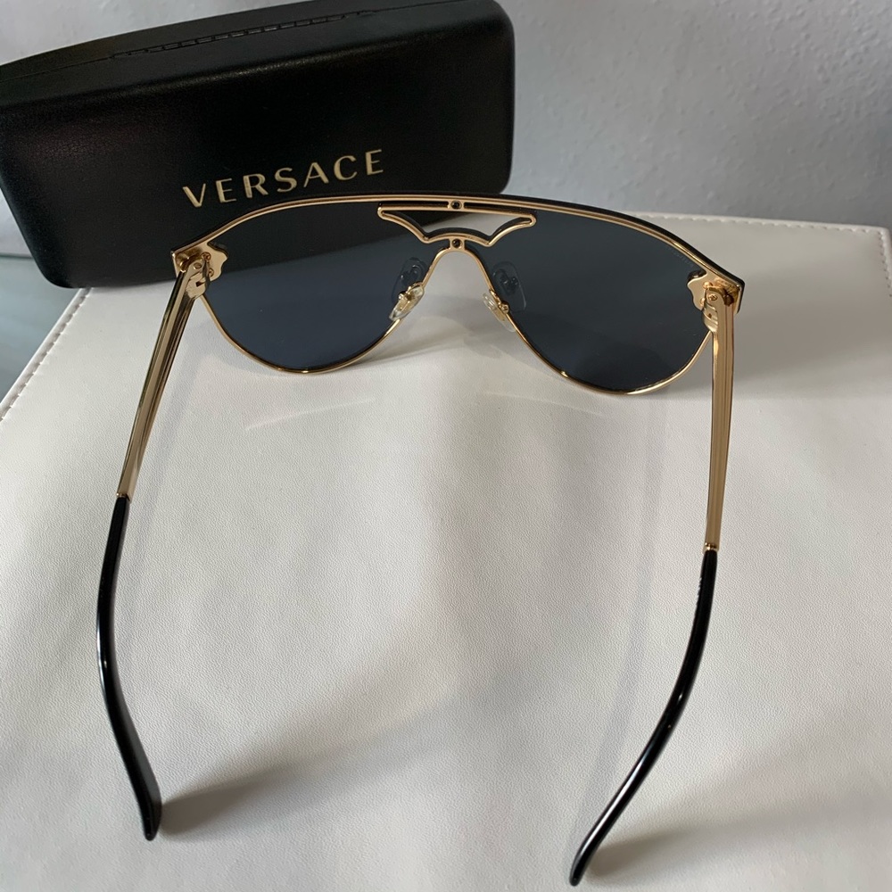 Versace Black Frameless Aviator Sunglasses - Gem